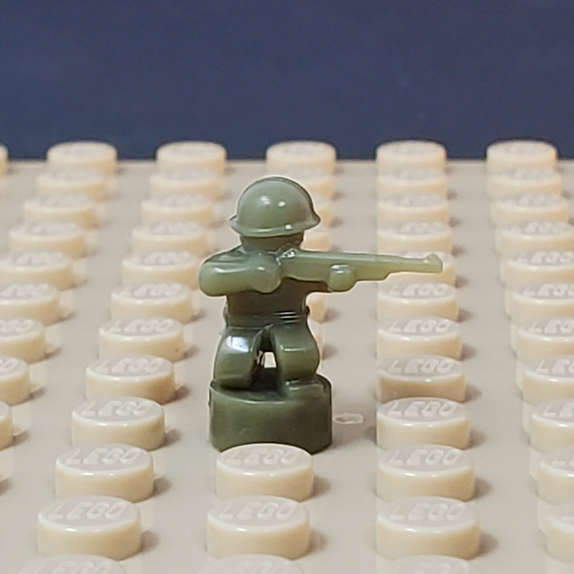 Nano Soldier - Kneeling with Rifle Variant (Single - Various Colors Av ...